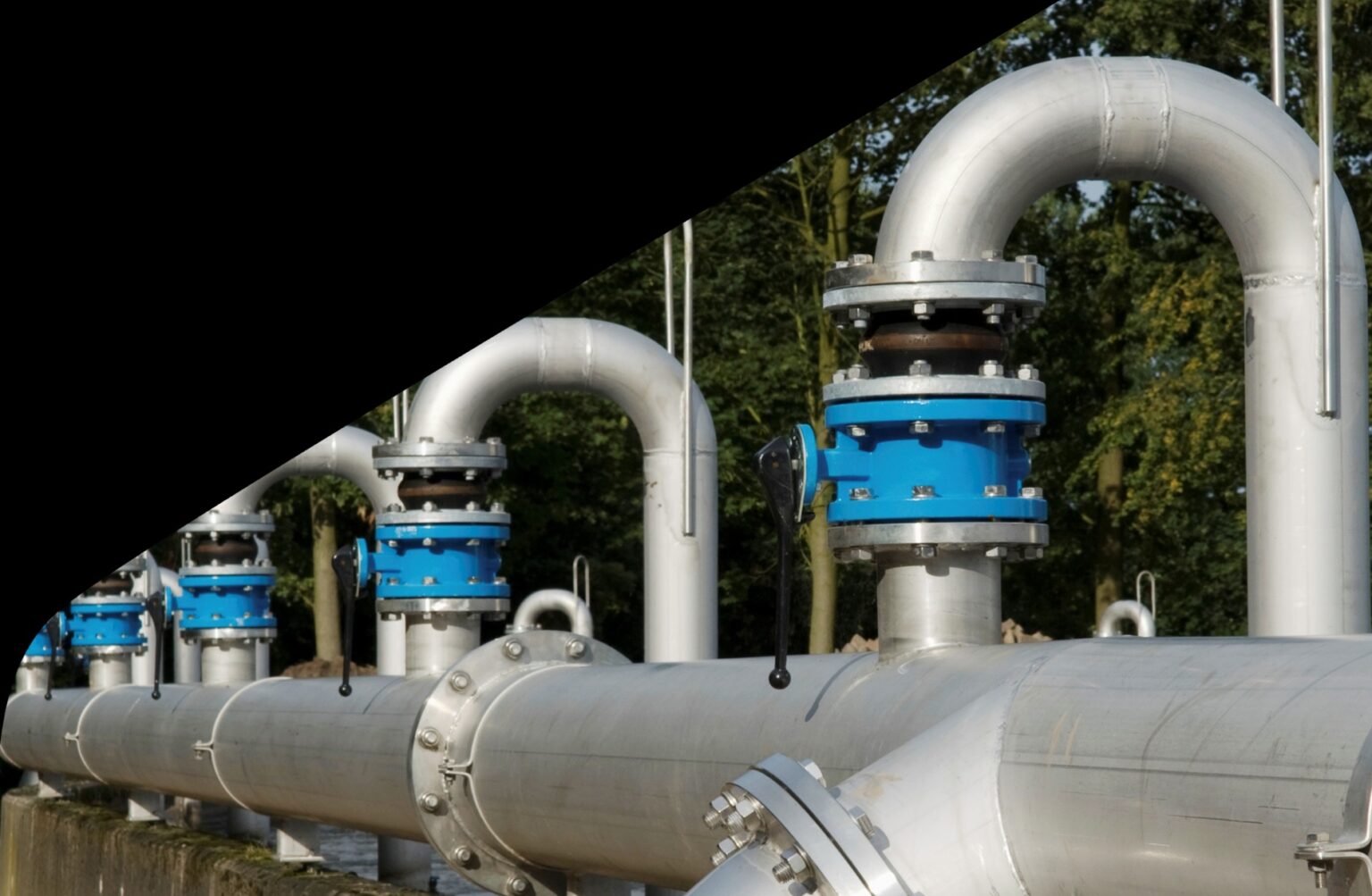 BIM & GIS Cloud Collaboration with Autodesk Construction Cloud and Esri ...