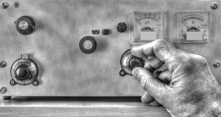 Ham Radio: Beginners Guide, Make Your Own - Fusion Blog