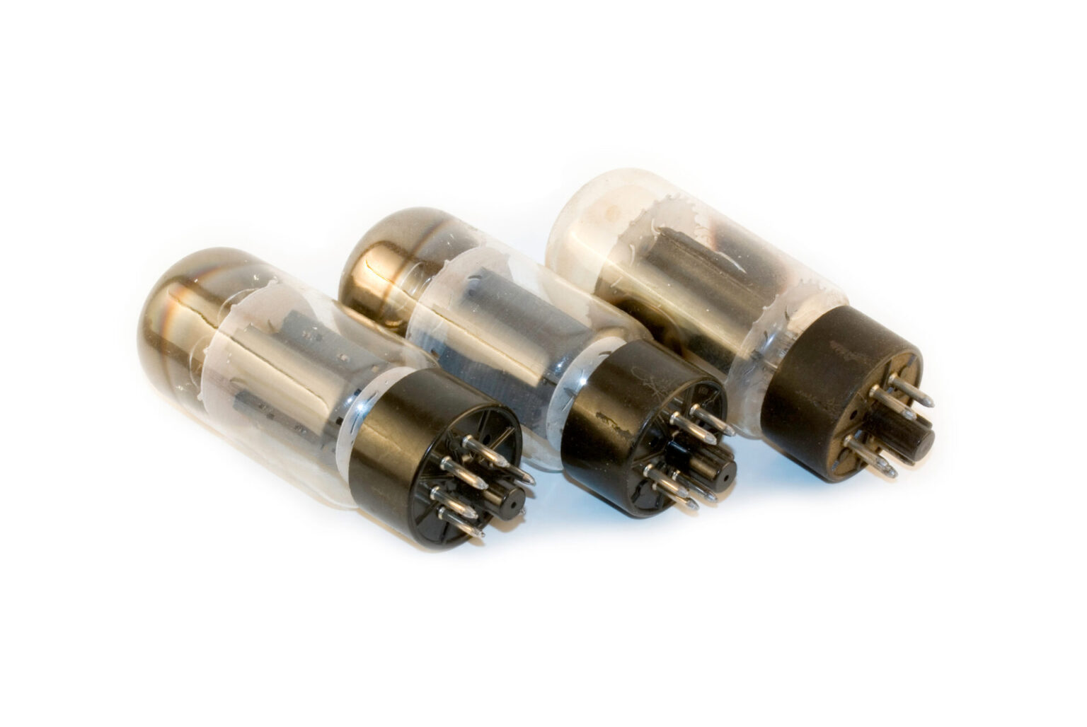 How Logic Gates Work in Digital Electronics - Fusion Blog